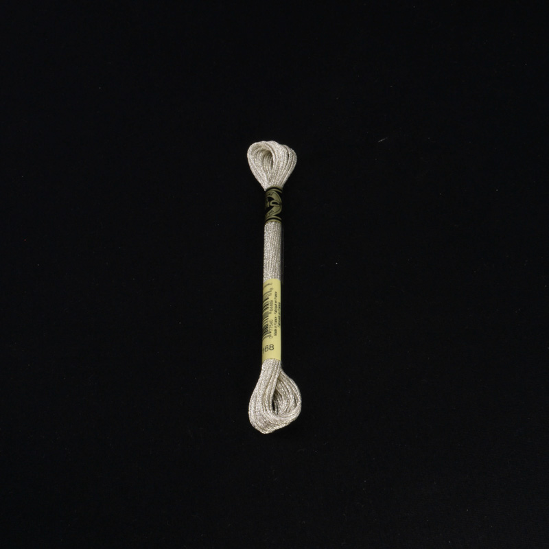 HILO MADEJA METALIZADA DMC #6 8MTS PLATA DM E168 - Cacharrería Bombay